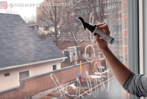 How to Letter on Windows - The Happy Ever Crafter Inc.