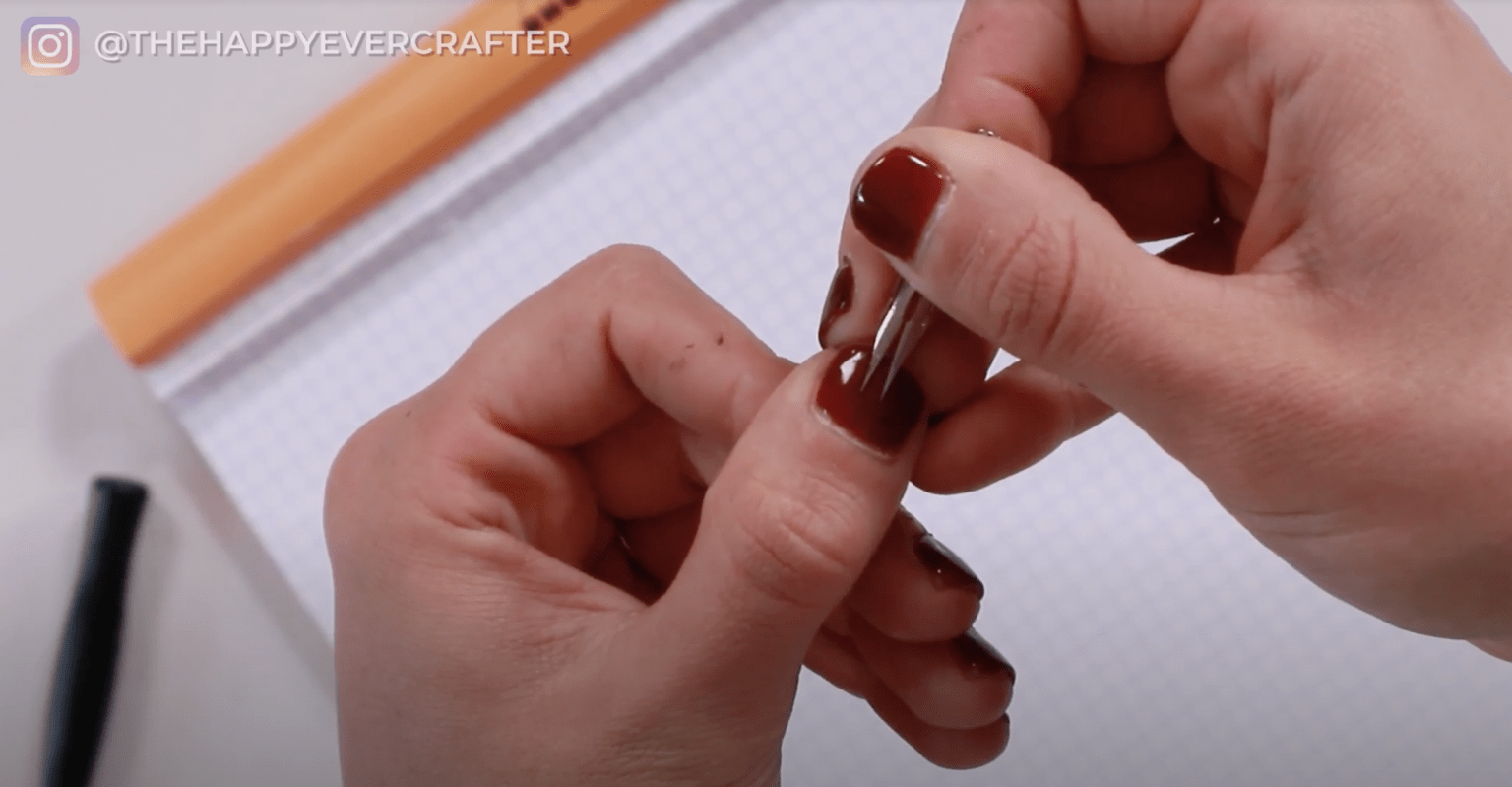 What Is Pointed Pen Calligraphy? - The Happy Ever Crafter Inc.